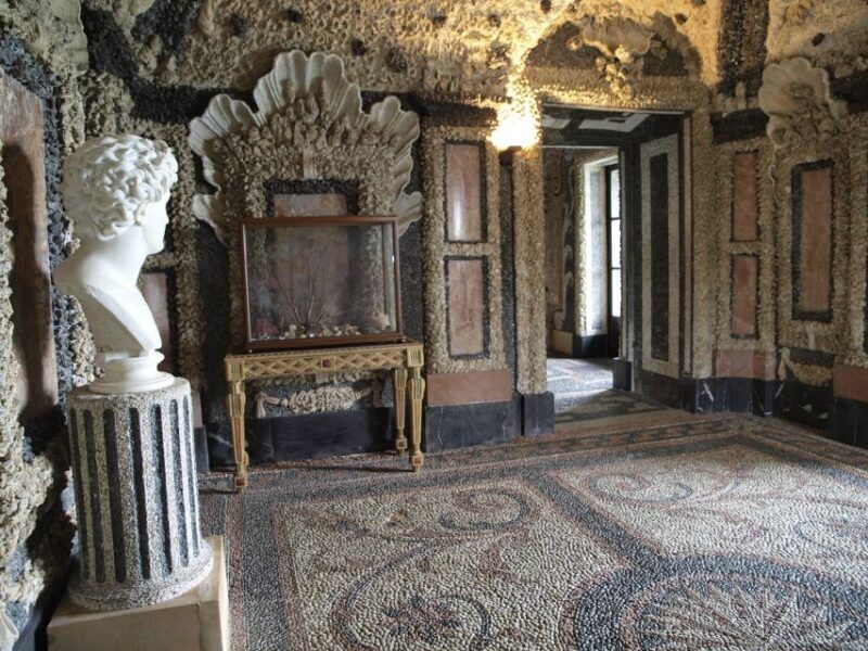 Stresa: Isola Bella Hop-on Hop-off Boat Tour - Key Points