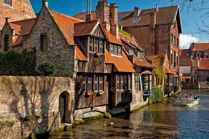 Stress-Free Bruges for Cruise Passengers with opt. Canal Cruise - A Complete Guide to the Bruges Shore Excursion