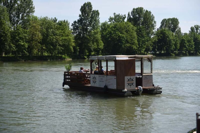 Stuttgart: Exclusive Raft Boat Rental - An In-Depth Look at the Experience