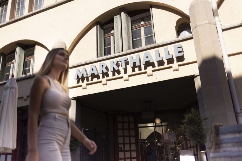 Stuttgart: Guided Tour of the Stuttgart Market Hall - The Sum Up