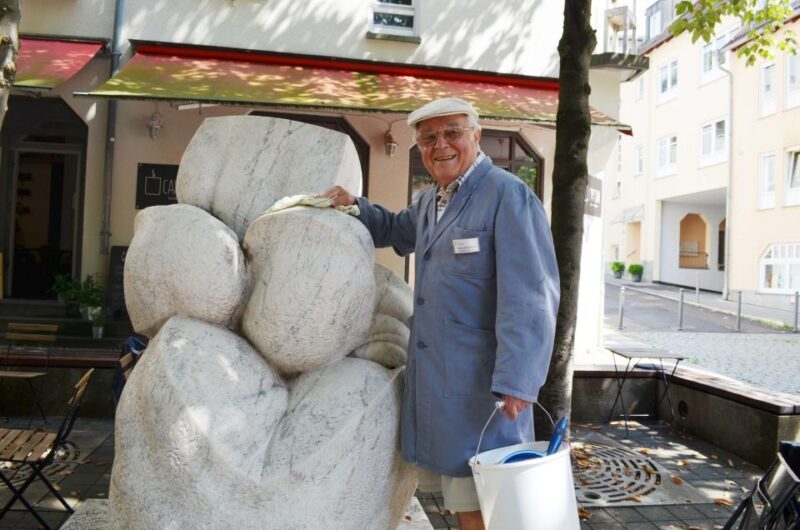 Stuttgart: "Kehrwoche" Tour in Swabian - Practical Details and Why It Matters