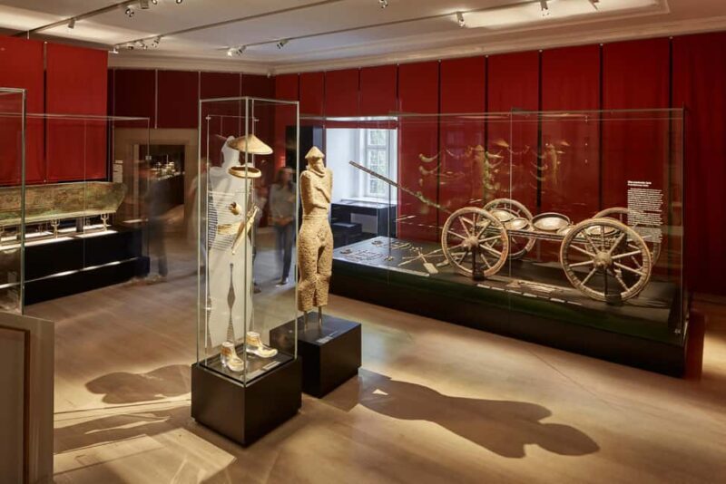 Stuttgart: Landesmuseum Württemberg Old Castle Entry Ticket - Key Points