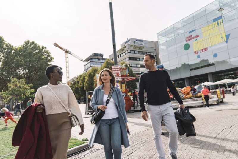 Stuttgart: Private Guided Circular City Walk - Itinerary in Detail