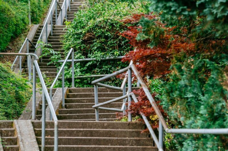 Stuttgart: Stäffele Guided Walking Tour - Introduction: What to Expect from the Stäffele Guided Walking Tour