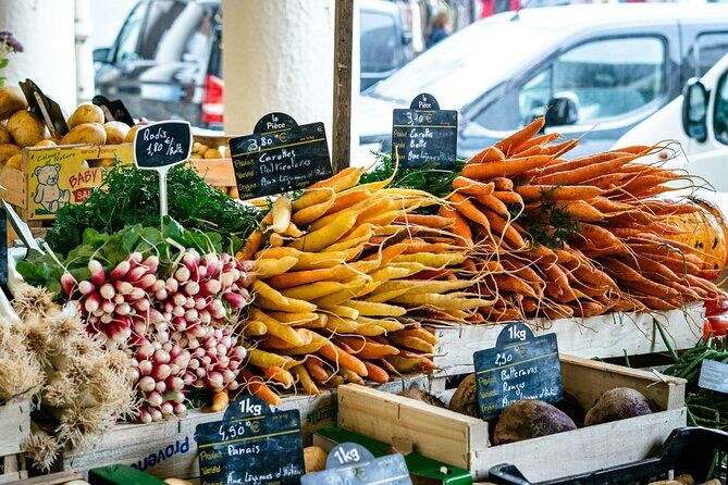 Sunday morning Eiffel Tower Food Market Tour -Max 8 people - Key Points