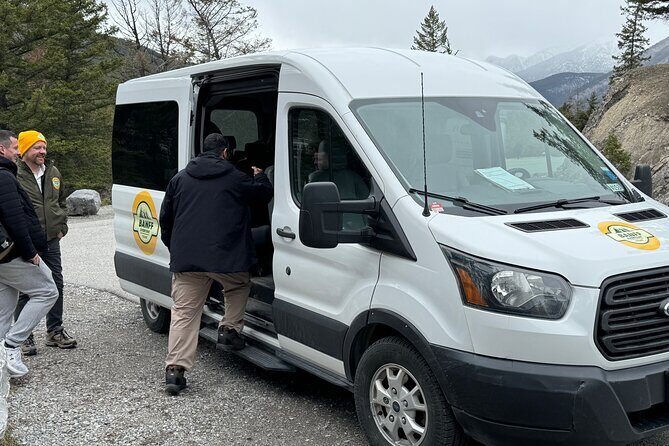 Sunrise at Moraine Lake & Lake Louise from Calgary/Canmore/Banff - FAQ