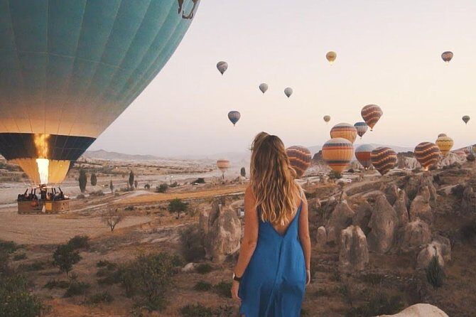 Sunrise Hot-air Balloon in Magical Cappadocia with Breakfast and Champagne - Ideal for Who?