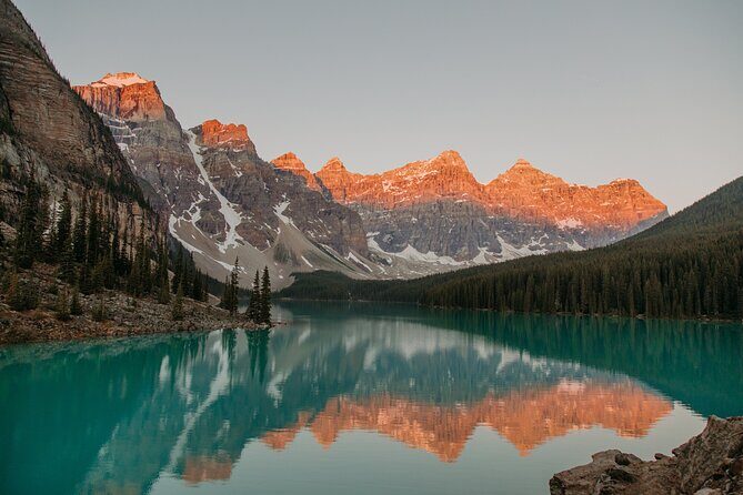 Sunrise Moraine Lake and Lake Louise - Why Choose a Sunrise Tour?