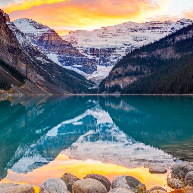 Sunrise or Sunset/Stargazing Tour at Moraine Lake from Banff - Authentic Experiences from Reviewers