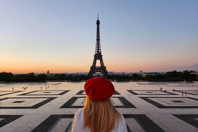 Sunrise Walking Tour: Paris Before the Crowds - Key Points