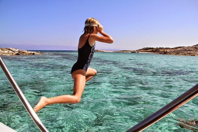 Sunseeker Mohawk 29 Ibiza and Formentera Boat Experience - FAQ