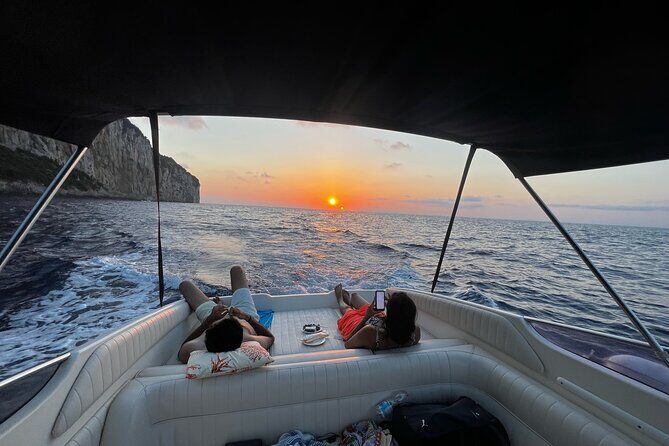 Sunset & Aperitif Boat tour - The Value of the Experience