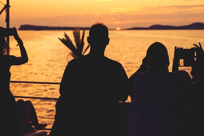 Sunset Beach Hopping Cruise, Cala Comte and Cala Bassa, SUP and snorkelling - Food and Beverage Highlights