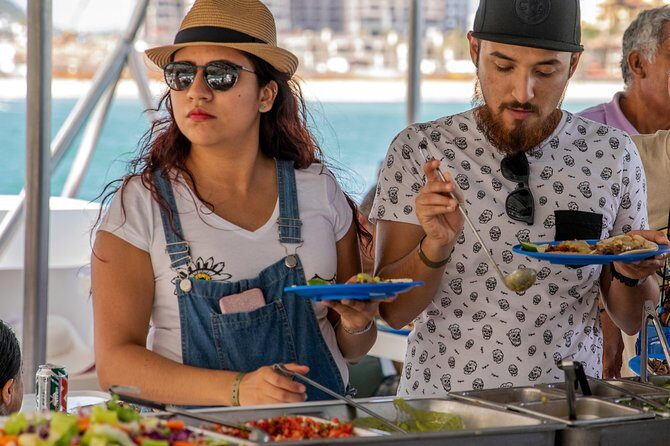 Sunset Boat and Shopping Tour Combo - Who Is This Tour Best Suited For?