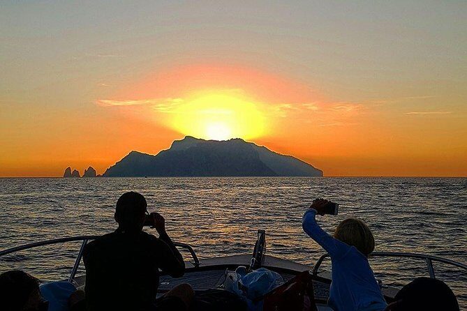 Sunset Boat Tour from Sorrento - Sunset Boat Tour from Sorrento: A Detailed Look