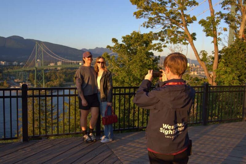 Sunset Bus Tour: Stanley Park & English Bay Photostops - An Overview of the Experience