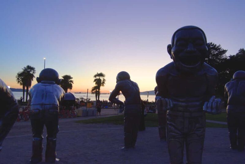 Sunset Bus Tour: Stanley Park & English Bay Photostops - Analyzing the Value