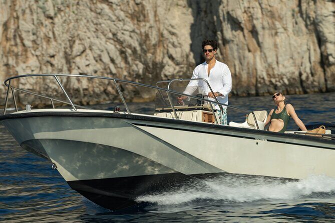Sunset By Boat Plus Dinner On Capri - Diving Into the Itinerary