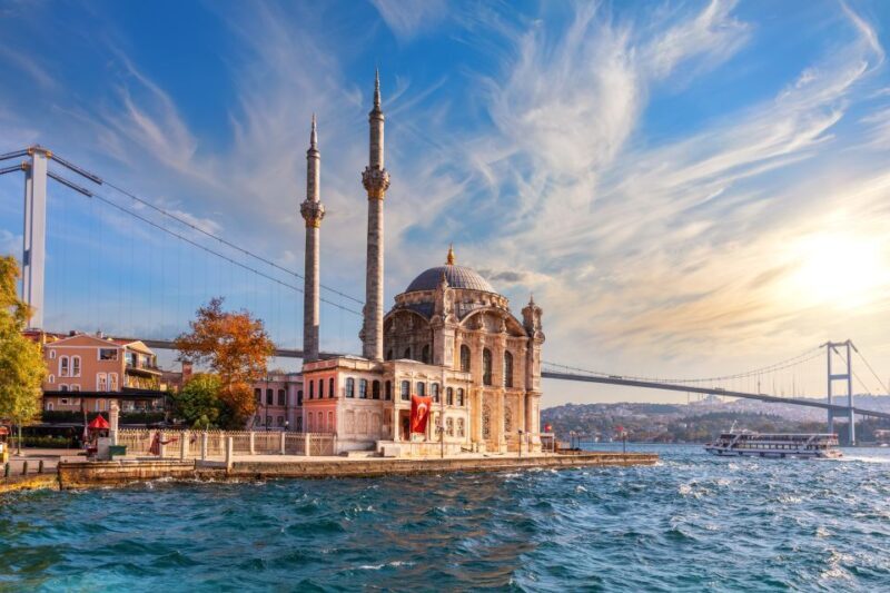 Sunset Cruise Bosphorus and Golden Horn River - In-Depth Review of the Sunset Cruise Bosphorus and Golden Horn