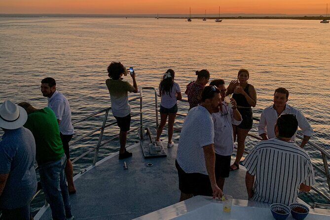 Sunset Cruise in La Paz - Exploring the Coast and Islands