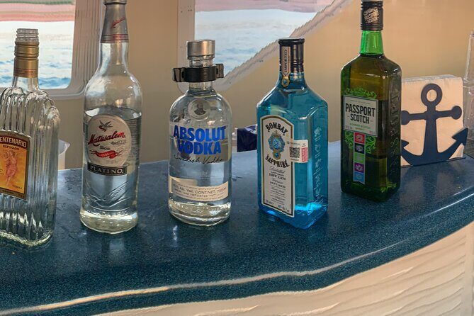 Sunset Cruise in La Paz - Sailing Back with a Full Heart and Glass