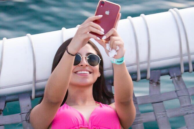 Sunset Cruise with Dinner and Open Bar - Who Will Enjoy This Experience Most?