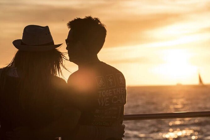 Sunset Dinner Cruise in Los Cabos - The Authenticity and Authentic Experiences