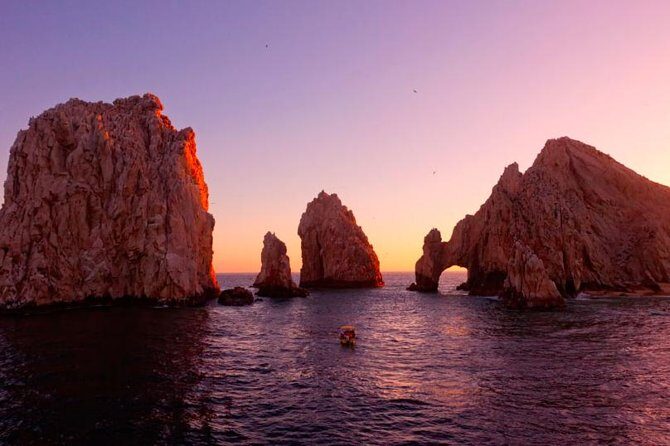 Sunset Dinner Cruise in Los Cabos - Who Would Love This Tour?