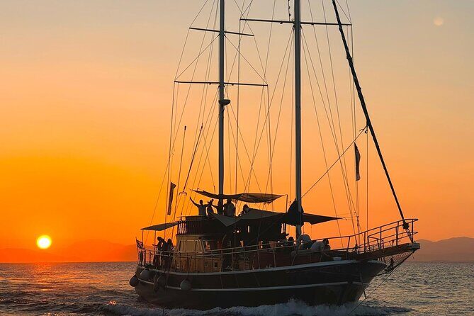 Sunset Dinner Cruise: Sunset, Swim, Drinks, and Dinner Onboard - Who Would Love This Cruise?