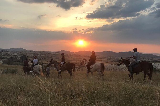 Sunset Horsebackriding-Tour through the Valleys of Cappadocia - Introduction: What’s to Expect from the Sunset Horseback Riding Tour?