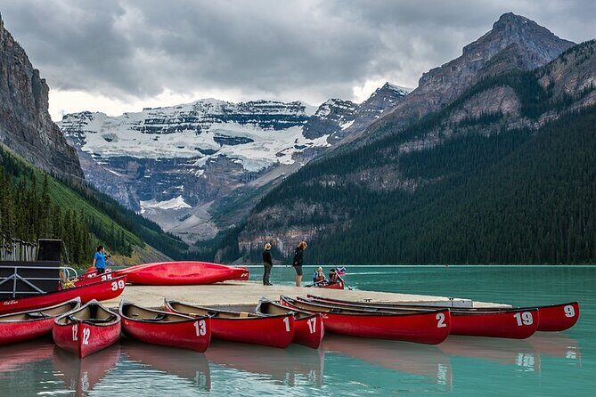 Sunset in Moraine and Lake Louise Tour at 6:00 pm - Introduction