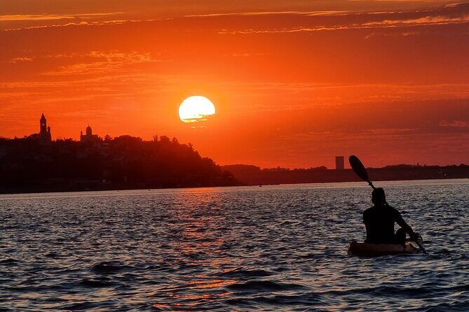 Sunset Kayak Adventure in Belgrade - An In-Depth Look at the Sunset Kayak Experience in Belgrade
