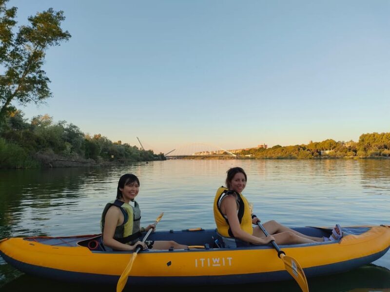 Sunset Kayak: Historic Seville, Triana and La Cartuja - FAQ