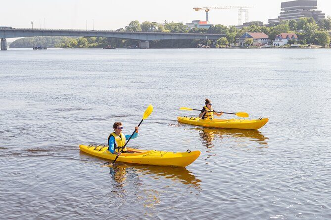 Sunset Kayak Tour in Downtown Ottawa and Gatineau - Key Points