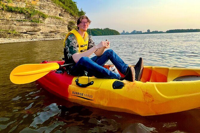 Sunset Kayak Tour in Downtown Ottawa and Gatineau - Analyzing the Value