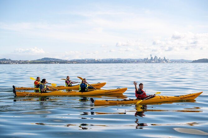 Sunset kayak tour to Rangitoto Island - FAQs
