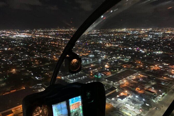 Sunset or Night time helicopter tour in Miami - An In-Depth Look at the Miami Helicopter Tour