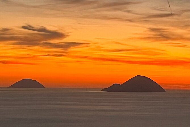 Sunset picnic in the vineyard - FAQ