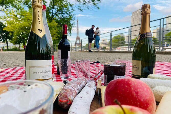 Sunset Picnic with View of Eiffel Tower and Live Music - Final Words