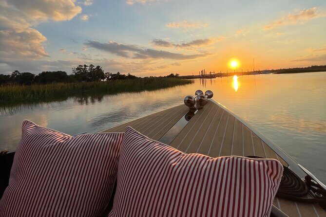 Sunset Private Captained Luxury Electric Boat Charter in Savannah - The Experience from a Travelers Perspective