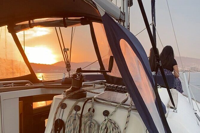 Sunset Sailboat Tour along the Coast with Open Bar - Who Should Consider This Experience?