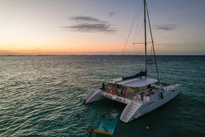 Sunset Sailing Adventure to Isla Mujeres Unlimited + Transfer from Cancún - What to Expect from the Sunset Sailing Adventure