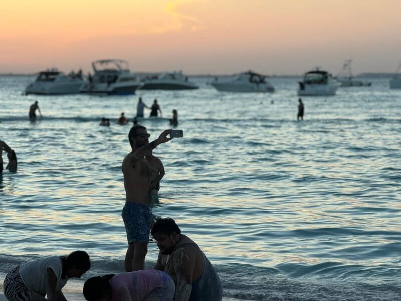 Sunset Sailing to Isla Mujeres with Cancún Transfer - FAQ