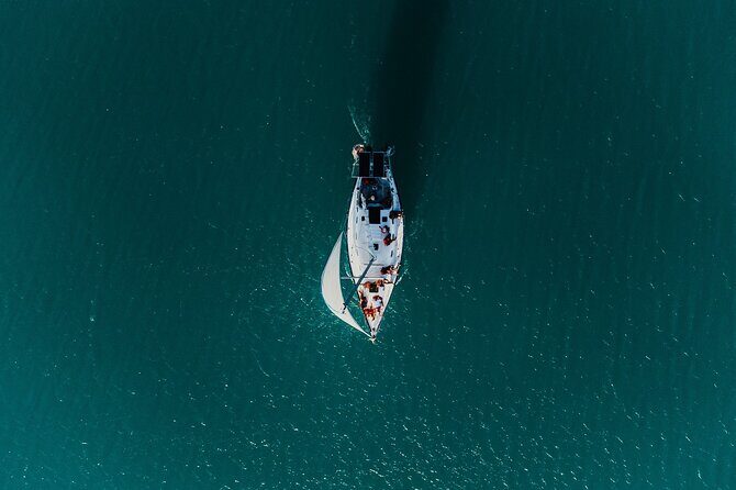 Sunset Sailing Tour in Bacalar with Outdoor Bar and Lunch - Key Points