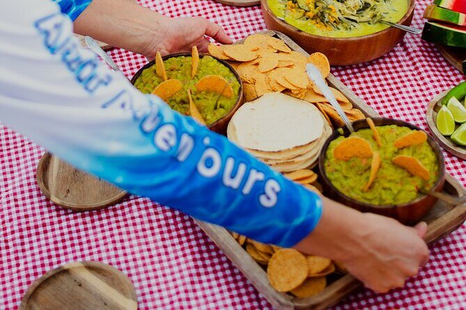 Sunset Sailing Tour in Bacalar with Outdoor Bar and Lunch - Who Should Consider This Tour?