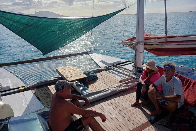 Sunset sailing trip on the Lagoon of Tahiti - FAQ