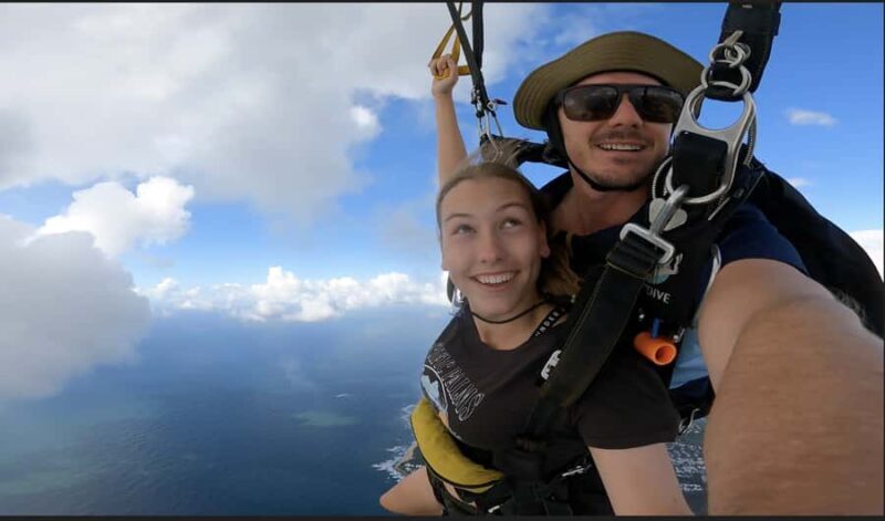 Sunshine Coast: Tandem Skydive with Beach Landing - An Honest Look at the Experience