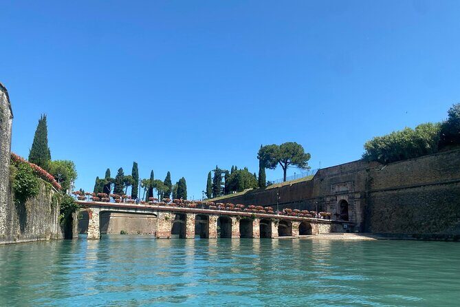 Sup experience with a ride to Peschiera del Garda Lake Garda - An In-Depth Look at the SUP Experience in Peschiera del Garda