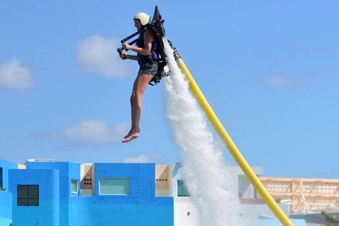 Super adrenaline Jetpack water activity in Cancun! - The Sum Up