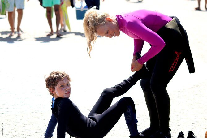 Surf Lesson for Beginners - Private Groups - FAQs